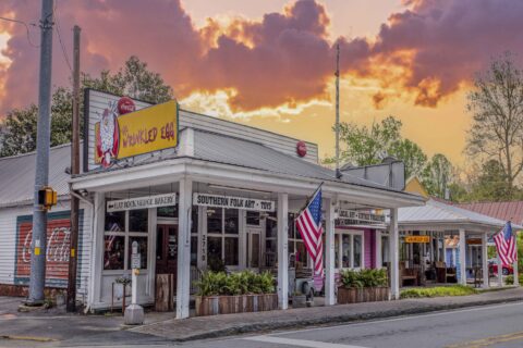 Attractions - Welcome To Hendersonville, NC